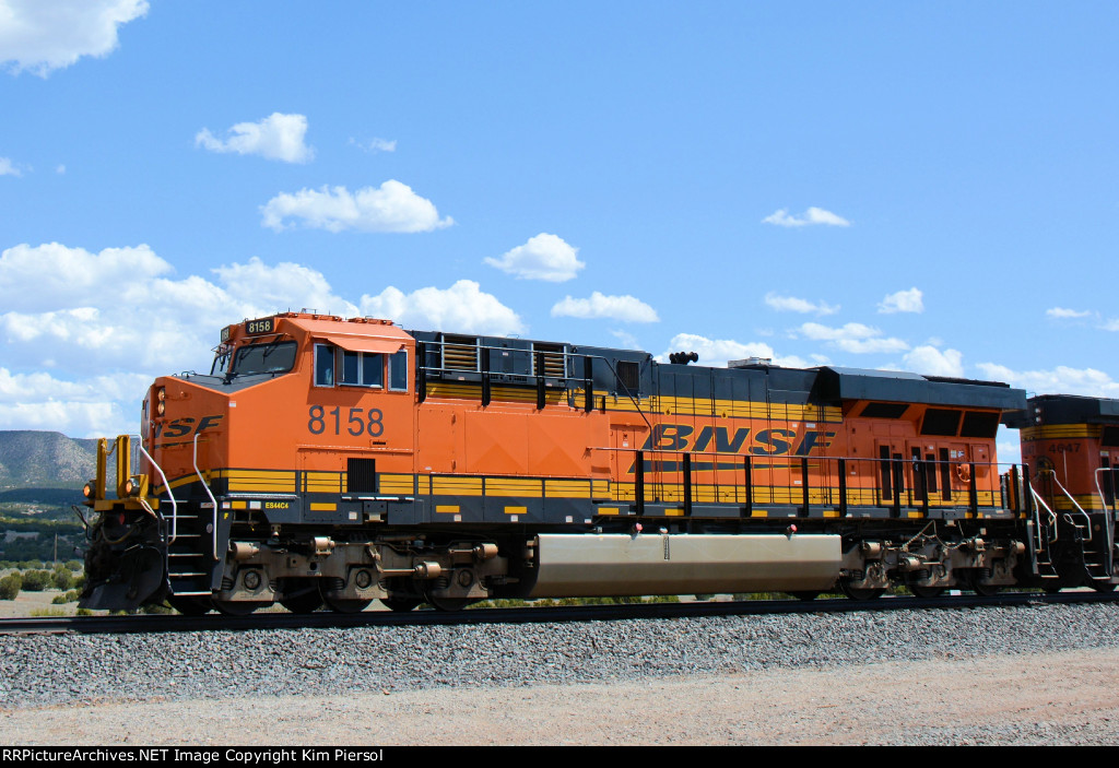 BNSF 8158